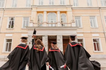 List of 10 best universities in Paris
