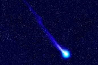 What Is a Comet? Learn Its Formation & Hidden Wonders!
