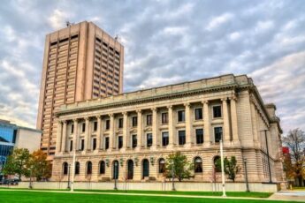 Utica University: Key Facts to Know Before You Enroll!